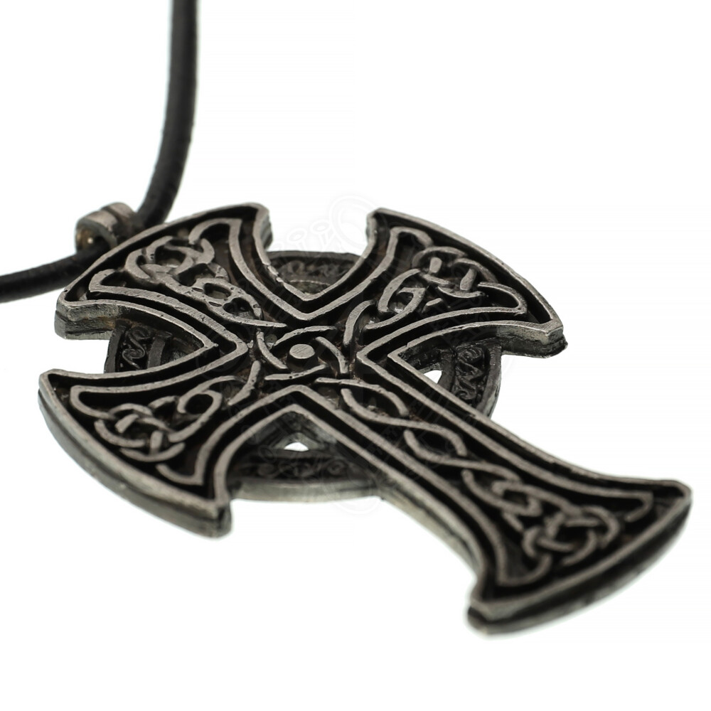 Pewter Celtic Cross Pendant | Outfit4events